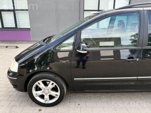 Melns Volkswagen Sharan 2007 Rīga, ar dzinēja tilpumu 2.00 L un nobraukumu 330 tūkst. km par 4200 €, foto 27 vietnē AUTOMOTO.COM.LV