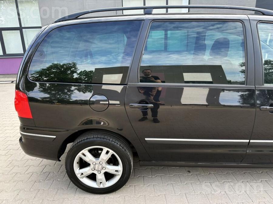 Melns Volkswagen Sharan 2007 Rīga, ar dzinēja tilpumu 2.00 L un nobraukumu 330 tūkst. km par 4200 €, foto 29 vietnē AUTOMOTO.COM.LV