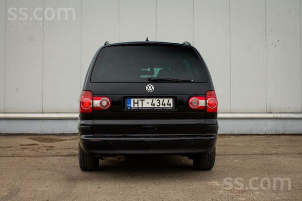 Melns Volkswagen Sharan 2007 Jelgava, ar dzinēja tilpumu 1.90 L un nobraukumu 290 tūkst. km par 4000 €, foto 6 vietnē AUTOMOTO.COM.LV