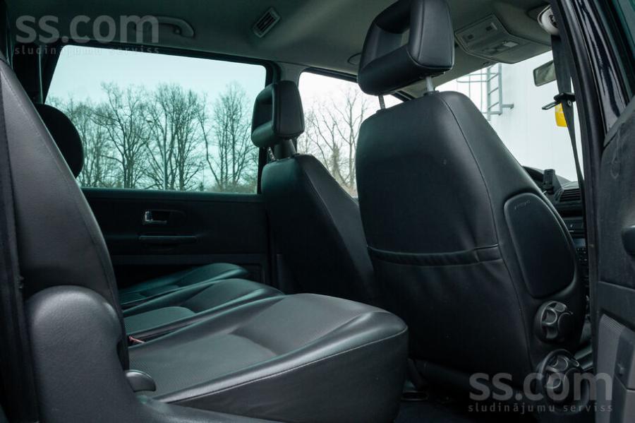 Melns Volkswagen Sharan 2007 Jelgava, ar dzinēja tilpumu 1.90 L un nobraukumu 290 tūkst. km par 4000 €, foto 9 vietnē AUTOMOTO.COM.LV