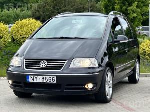 Melns Volkswagen Sharan 2008 Rīga, ar dzinēja tilpumu 1.90 L un nobraukumu 297 tūkst. km par 1900 €, foto 5 vietnē AUTOMOTO.COM.LV