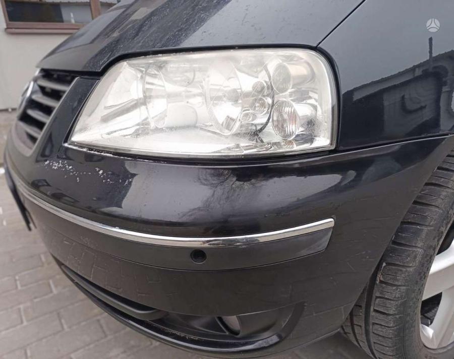 Melns Volkswagen Sharan 2008 Utena, ar dzinēja tilpumu 1.97 L un nobraukumu 256 tūkst. km par 4950 €, foto 13 vietnē AUTOMOTO.COM.LV