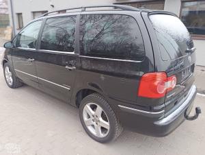 Black Volkswagen Sharan 2008 in Utena, with an engine capacity of 2.00 L and mileage of 256 thousand km for 4950 €, photo 19 on AUTOMOTO.COM.LV