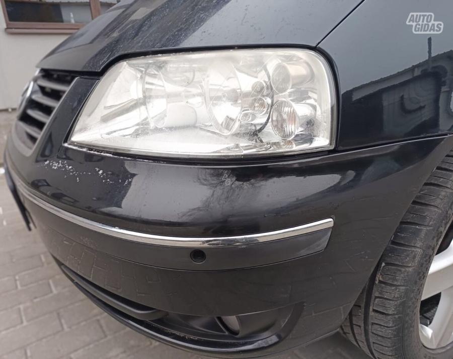 Black Volkswagen Sharan 2008 in Utena, with an engine capacity of 2.00 L and mileage of 256 thousand km for 4950 €, photo 27 on AUTOMOTO.COM.LV