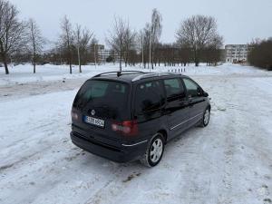 Melns Volkswagen Sharan 2008 Kėdainiai, ar dzinēja tilpumu 1.97 L un nobraukumu 270 tūkst. km par 3900 €, foto 12 vietnē AUTOMOTO.COM.LV