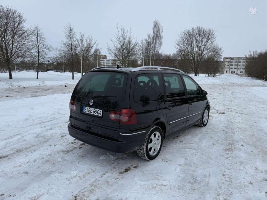 Melns Volkswagen Sharan 2008 Kėdainiai, ar dzinēja tilpumu 1.97 L un nobraukumu 270 tūkst. km par 3900 €, foto 14 vietnē AUTOMOTO.COM.LV