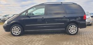 Black Volkswagen Sharan 2008 in Kedainiai, with an engine capacity of 1.90 L and mileage of 235 thousand km for 3600 €, photo 2 on AUTOMOTO.COM.LV