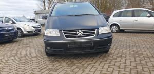 Black Volkswagen Sharan 2008 in Kedainiai, with an engine capacity of 1.90 L and mileage of 235 thousand km for 3600 €, photo 8 on AUTOMOTO.COM.LV