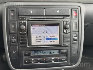 Melns Volkswagen Sharan 2008 Ogre, ar dzinēja tilpumu 2.00 L un nobraukumu 278 tūkst. km par 4200 €, foto 11 vietnē AUTOMOTO.COM.LV