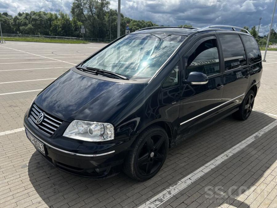 Melns Volkswagen Sharan 2008 Rēzekne, ar dzinēja tilpumu 2.00 L un nobraukumu 311 tūkst. km par 3300 €, foto 5 vietnē AUTOMOTO.COM.LV