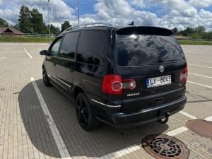 Melns Volkswagen Sharan 2008 Rēzekne, ar dzinēja tilpumu 2.00 L un nobraukumu 311 tūkst. km par 3300 €, foto 6 vietnē AUTOMOTO.COM.LV