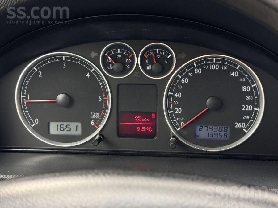 Melns Volkswagen Sharan 2008 Rīga, ar dzinēja tilpumu 1.90 L un nobraukumu 274 tūkst. km par 4300 €, foto 17 vietnē AUTOMOTO.COM.LV