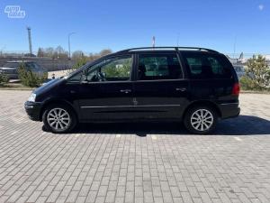 Melns Volkswagen Sharan 2008 Šauļi, ar dzinēja tilpumu 2.00 L un nobraukumu 299 tūkst. km par 3650 €, foto 5 vietnē AUTOMOTO.COM.LV