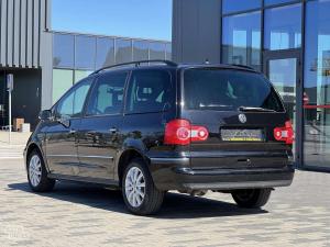 Melns Volkswagen Sharan 2008 Šauļi, ar dzinēja tilpumu 2.00 L un nobraukumu 299 tūkst. km par 3650 €, foto 8 vietnē AUTOMOTO.COM.LV