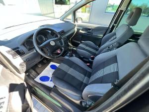 Melns Volkswagen Sharan 2008 Šauļi, ar dzinēja tilpumu 2.00 L un nobraukumu 299 tūkst. km par 3650 €, foto 11 vietnē AUTOMOTO.COM.LV