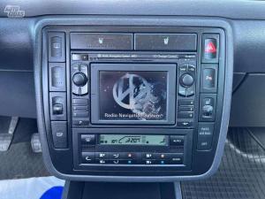 Melns Volkswagen Sharan 2008 Šauļi, ar dzinēja tilpumu 2.00 L un nobraukumu 299 tūkst. km par 3650 €, foto 14 vietnē AUTOMOTO.COM.LV