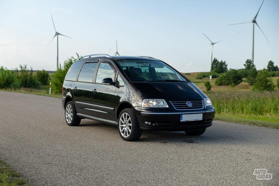 Black Volkswagen Sharan 2008 in Ukmerge, with an engine capacity of 2.00 L and mileage of 292 thousand km for 3400 €, photo 6 on AUTOMOTO.COM.LV