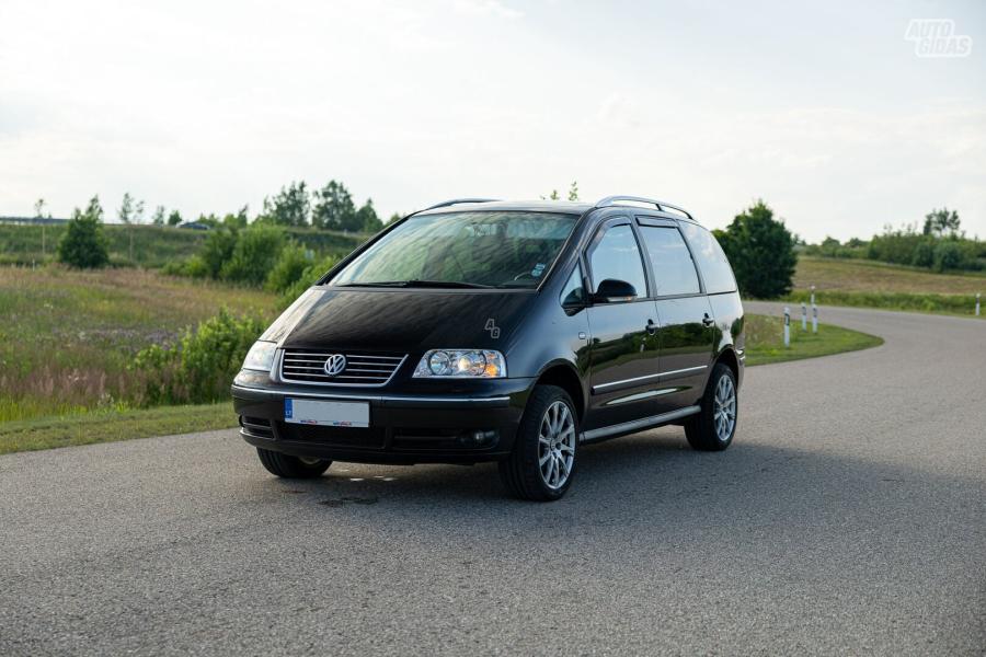Black Volkswagen Sharan 2008 in Ukmerge, with an engine capacity of 2.00 L and mileage of 292 thousand km for 3400 €, photo 7 on AUTOMOTO.COM.LV