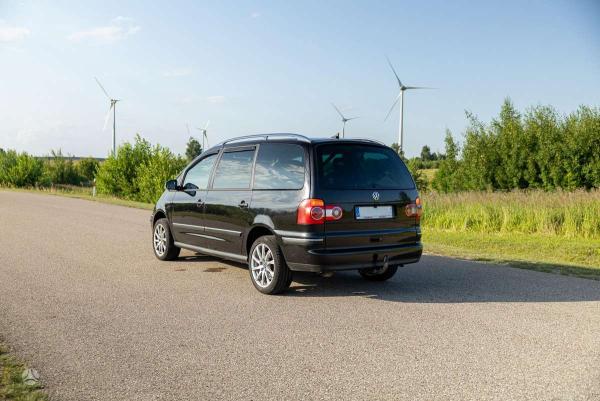 Melns Volkswagen Sharan 2008 Ukmergė, ar dzinēja tilpumu 1.97 L un nobraukumu 292 tūkst. km par 3300 €, foto 9 vietnē AUTOMOTO.COM.LV