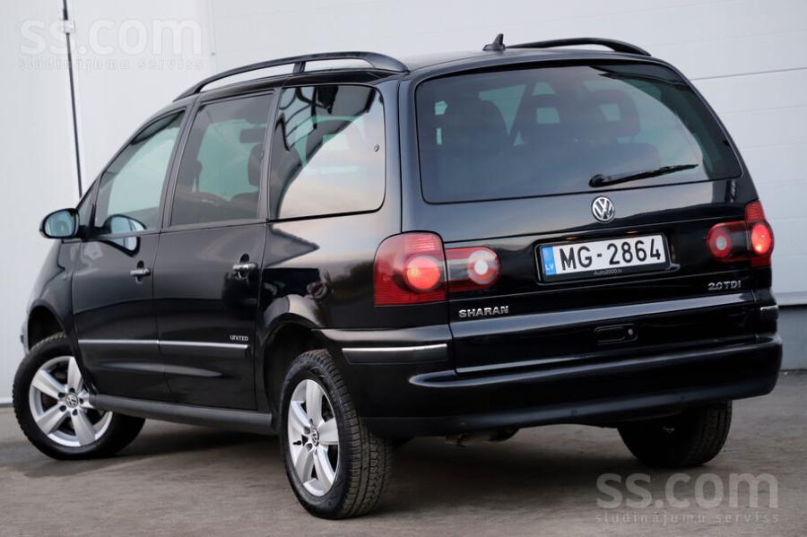 Black Volkswagen Sharan 2009 in Tukums, with an engine capacity of 2.00 L and mileage of 342 thousand km for 4990 €, photo 5 on AUTOMOTO.COM.LV