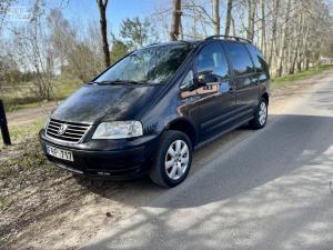 Black Volkswagen Sharan 2009 in Vilnius, with an engine capacity of 2.00 L and mileage of 370 thousand km for 2750 €, photo  on AUTOMOTO.COM.LV