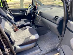 Black Volkswagen Sharan 2009 in Vilnius, with an engine capacity of 2.00 L and mileage of 370 thousand km for 2750 €, photo 20 on AUTOMOTO.COM.LV