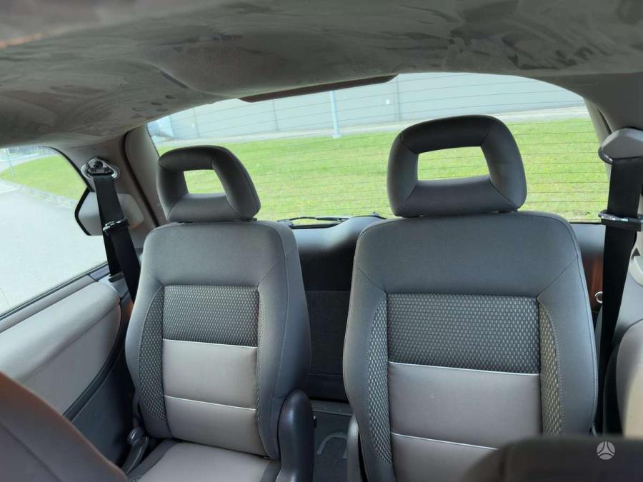 Melns Volkswagen Sharan 2009 Prienai, ar dzinēja tilpumu 1.97 L un nobraukumu 246 tūkst. km par 4450 €, foto 12 vietnē AUTOMOTO.COM.LV