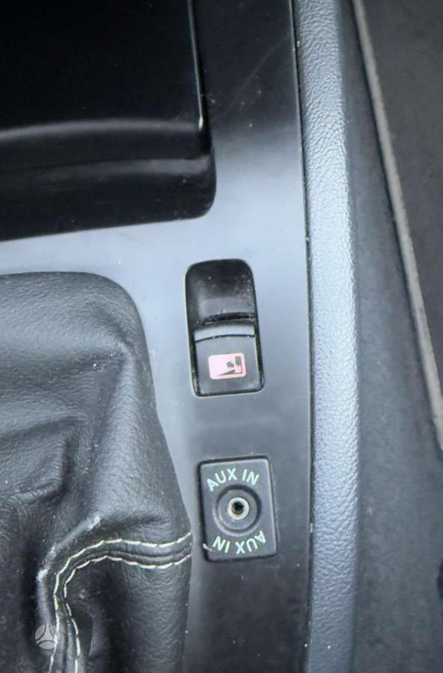 Melns Volkswagen Sharan 2009 Prienai, ar dzinēja tilpumu 1.97 L un nobraukumu 246 tūkst. km par 4450 €, foto 20 vietnē AUTOMOTO.COM.LV