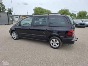 Black Volkswagen Sharan 2009 in Marijampole, with an engine capacity of 2.00 L and mileage of 285 thousand km for 4100 €, photo 4 on AUTOMOTO.COM.LV