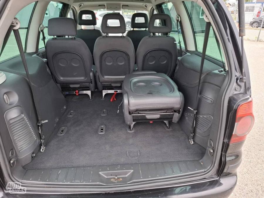 Black Volkswagen Sharan 2009 in Marijampole, with an engine capacity of 2.00 L and mileage of 285 thousand km for 4100 €, photo 10 on AUTOMOTO.COM.LV