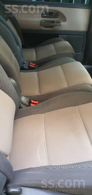 Melns Volkswagen Sharan 2009 Daugavpils, ar dzinēja tilpumu 2.00 L un nobraukumu 200 tūkst. km par 4200 €, foto 10 vietnē AUTOMOTO.COM.LV