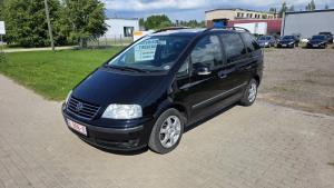 Melns Volkswagen Sharan 2009 Rīga, ar dzinēja tilpumu 2.00 L un nobraukumu 241 tūkst. km par 5850 €, foto  vietnē AUTOMOTO.COM.LV