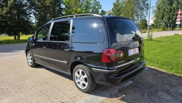 Melns Volkswagen Sharan 2009 Rīga, ar dzinēja tilpumu 2.00 L un nobraukumu 241 tūkst. km par 5850 €, foto 7 vietnē AUTOMOTO.COM.LV