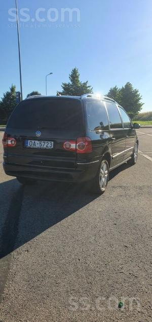Melns Volkswagen Sharan 2009 Daugavpils, ar dzinēja tilpumu 2.00 L un nobraukumu 0 tūkst. km par 3900 €, foto 6 vietnē AUTOMOTO.COM.LV