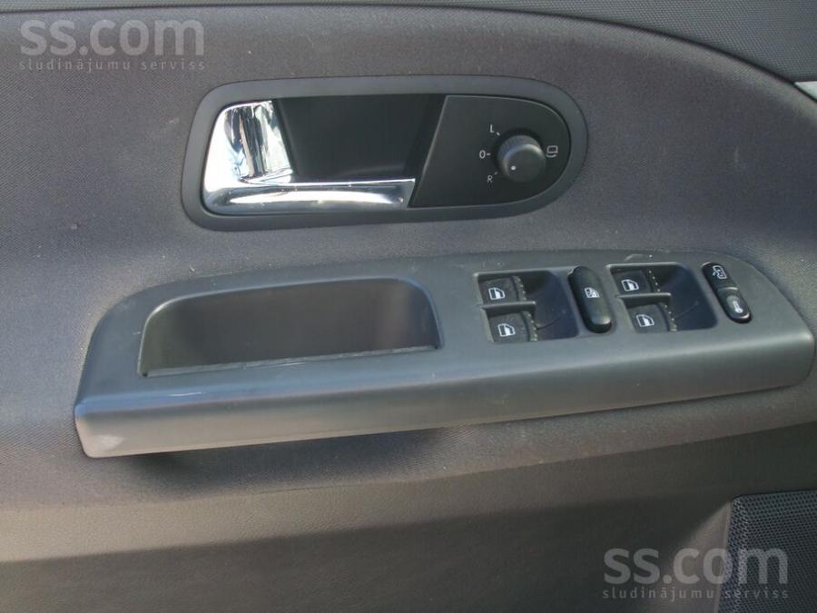Melns Volkswagen Sharan 2009 Rīga, ar dzinēja tilpumu 2.00 L un nobraukumu 334 tūkst. km par 5100 €, foto 6 vietnē AUTOMOTO.COM.LV