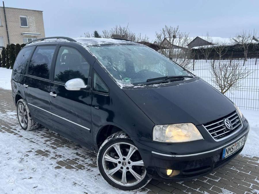 Melns Volkswagen Sharan 2010 Birštonas, ar dzinēja tilpumu 2.00 L un nobraukumu 340 tūkst. km par 3550 €, foto 2 vietnē AUTOMOTO.COM.LV