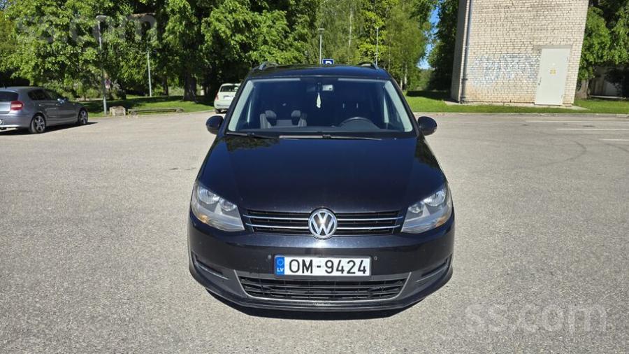 Melns Volkswagen Sharan 2010 Talsi, ar dzinēja tilpumu 2.00 L un nobraukumu 437 tūkst. km par 4850 €, foto 3 vietnē AUTOMOTO.COM.LV