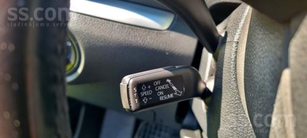 Black Volkswagen Sharan 2010 in Cesis, with an engine capacity of 2.00 L and mileage of 249 thousand km for 7300 €, photo 9 on AUTOMOTO.COM.LV