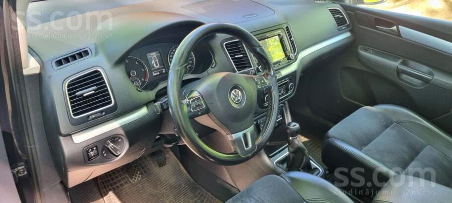 Melns Volkswagen Sharan 2010 Cēsis, ar dzinēja tilpumu 2.00 L un nobraukumu 249 tūkst. km par 7300 €, foto 8 vietnē AUTOMOTO.COM.LV
