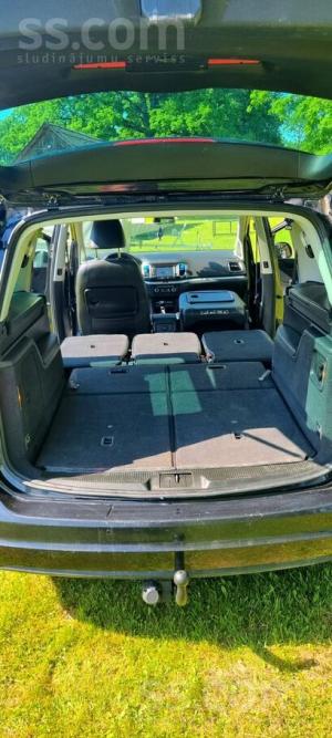 Melns Volkswagen Sharan 2010 Cēsis, ar dzinēja tilpumu 2.00 L un nobraukumu 249 tūkst. km par 7300 €, foto 18 vietnē AUTOMOTO.COM.LV