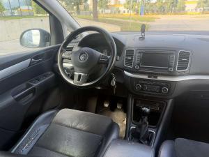 Black Volkswagen Sharan 2010 in Panevezys, with an engine capacity of 1.97 L and mileage of 365 thousand km for 4999 €, photo 10 on AUTOMOTO.COM.LV