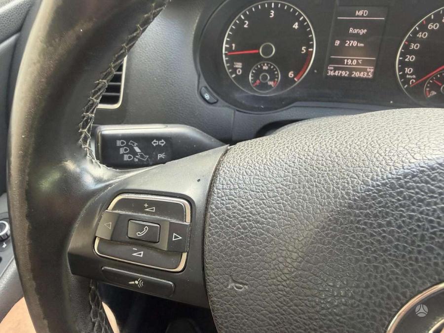 Black Volkswagen Sharan 2010 in Panevezys, with an engine capacity of 1.97 L and mileage of 365 thousand km for 4999 €, photo 22 on AUTOMOTO.COM.LV
