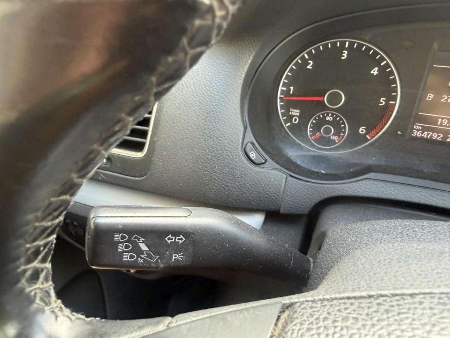 Black Volkswagen Sharan 2010 in Panevezys, with an engine capacity of 1.97 L and mileage of 365 thousand km for 4999 €, photo 25 on AUTOMOTO.COM.LV