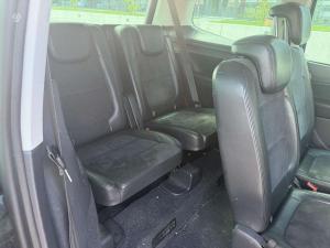 Black Volkswagen Sharan 2010 in Panevezys, with an engine capacity of 1.97 L and mileage of 365 thousand km for 4999 €, photo 31 on AUTOMOTO.COM.LV
