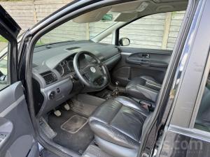Melns Volkswagen Sharan 2010 Jelgava, ar dzinēja tilpumu 2.00 L un nobraukumu 371 tūkst. km par 3600 €, foto 11 vietnē AUTOMOTO.COM.LV