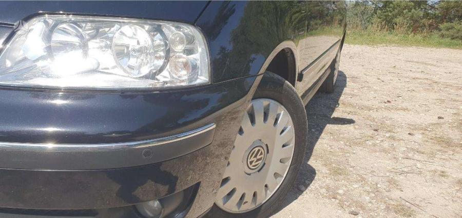 Melns Volkswagen Sharan 2010 Šauļi, ar dzinēja tilpumu 1.97 L un nobraukumu 300 tūkst. km par 4300 €, foto 6 vietnē AUTOMOTO.COM.LV