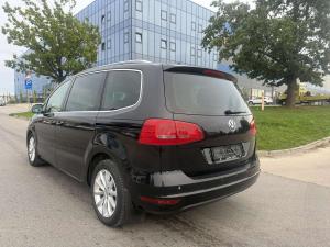 Black Volkswagen Sharan 2010 in Panevezys, with an engine capacity of 1.97 L and mileage of 274 thousand km for 5450 €, photo 7 on AUTOMOTO.COM.LV