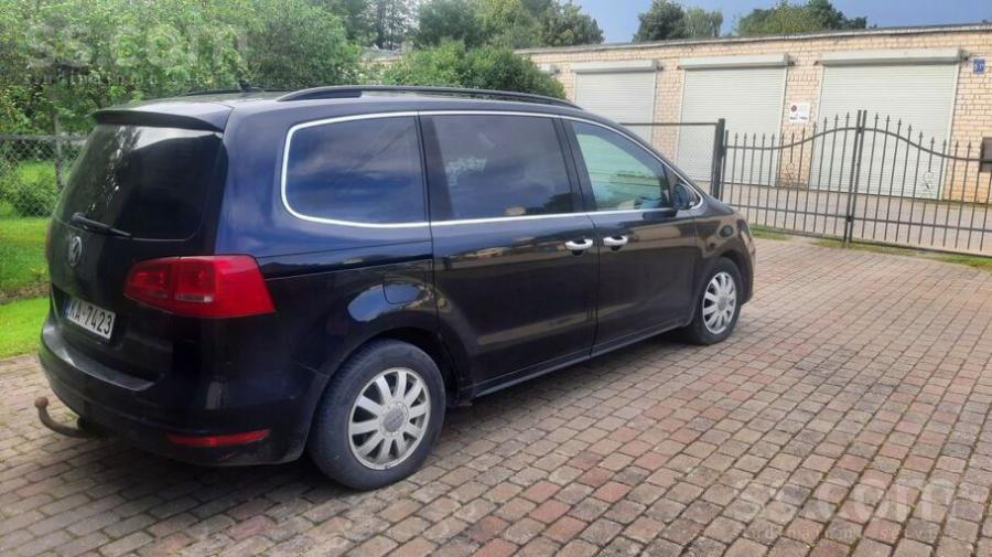 Melns Volkswagen Sharan 2011 Rīga, ar dzinēja tilpumu 2.00 L un nobraukumu 0 tūkst. km par 3000 €, foto 3 vietnē AUTOMOTO.COM.LV