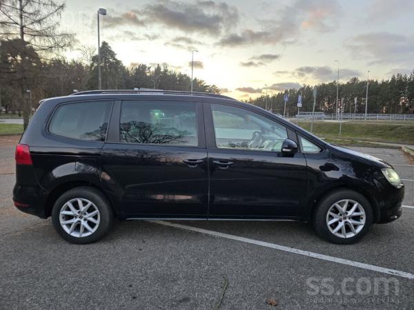 Melns Volkswagen Sharan 2011 Rīga, ar dzinēja tilpumu 2.00 L un nobraukumu 331 tūkst. km par 6000 €, foto 1 vietnē AUTOMOTO.COM.LV