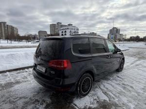 Melns Volkswagen Sharan 2011 Kauņa, ar dzinēja tilpumu 2.00 L un nobraukumu 383 tūkst. km par 7900 €, foto 5 vietnē AUTOMOTO.COM.LV